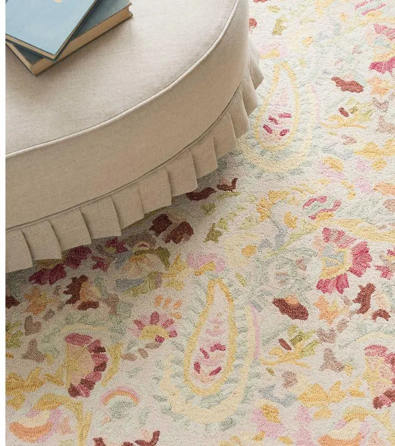 Shop for Traditional Rugs at Lavender Fields