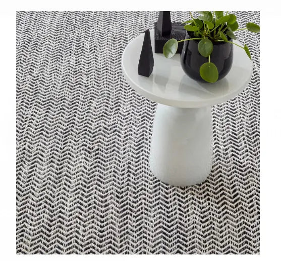 Dash & Albert Coastal Black Handwoven Indoor/Outdoor Rug – Lavender Fields